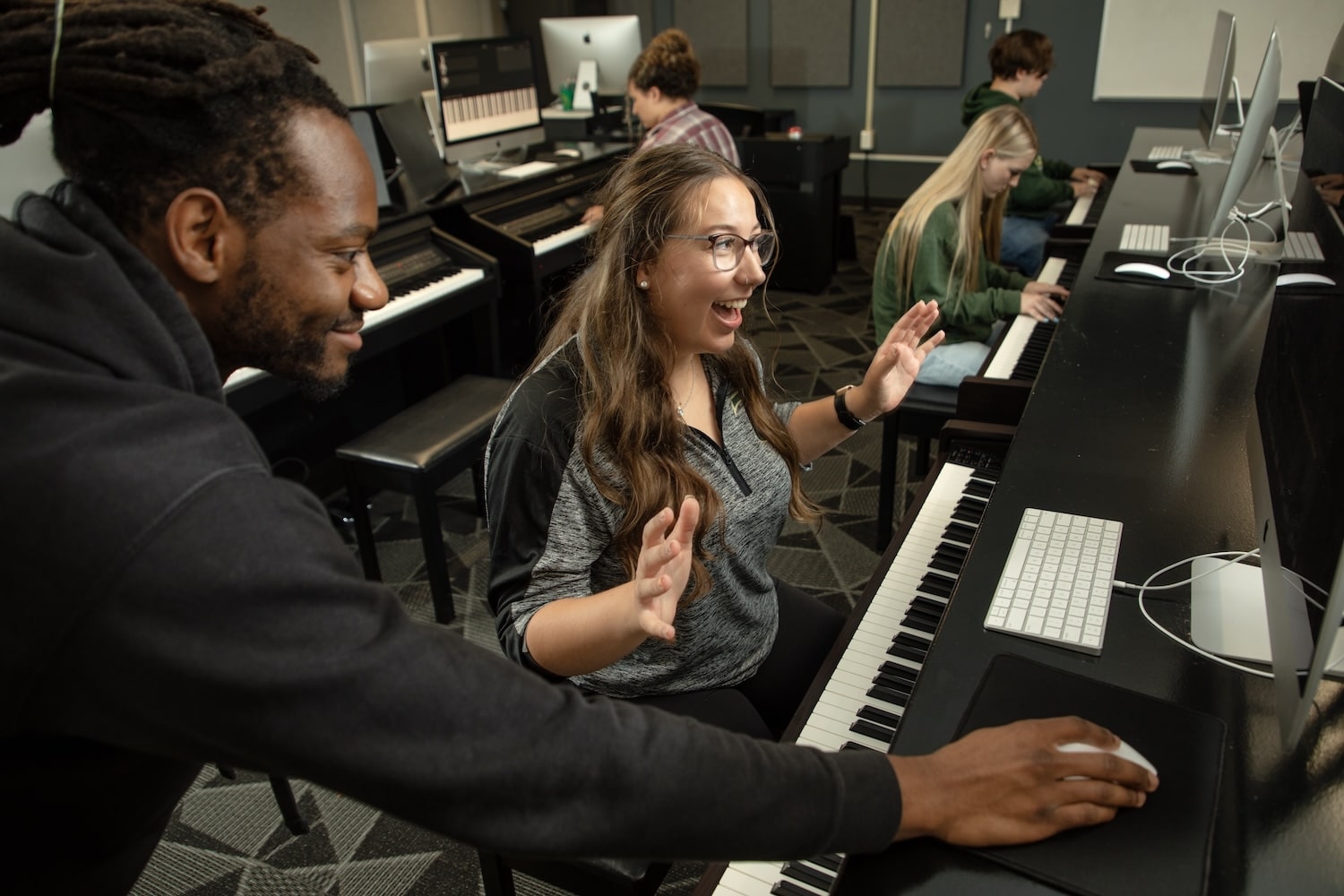 What Can I Do With a Commercial Music Degree? | Tiffin University